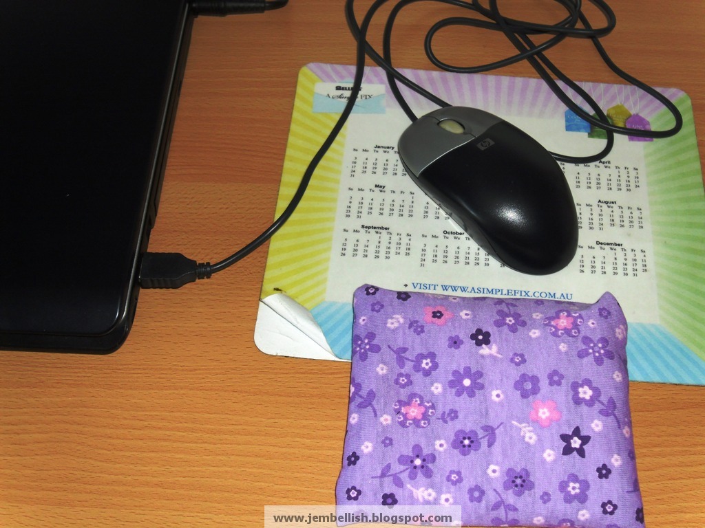 Creating my way to Success: How to make your own mouse pad wrist rest ...
