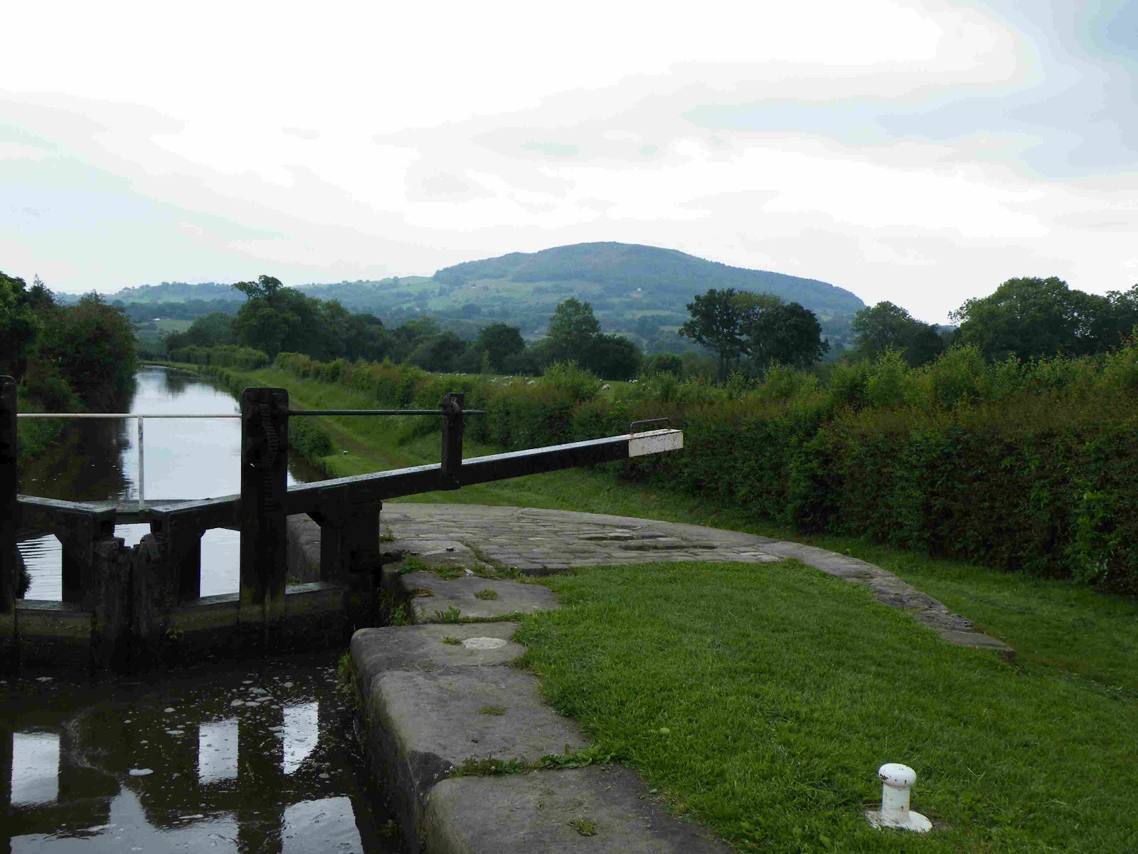 Travelling the Canals of England: Heading North towards Manchester