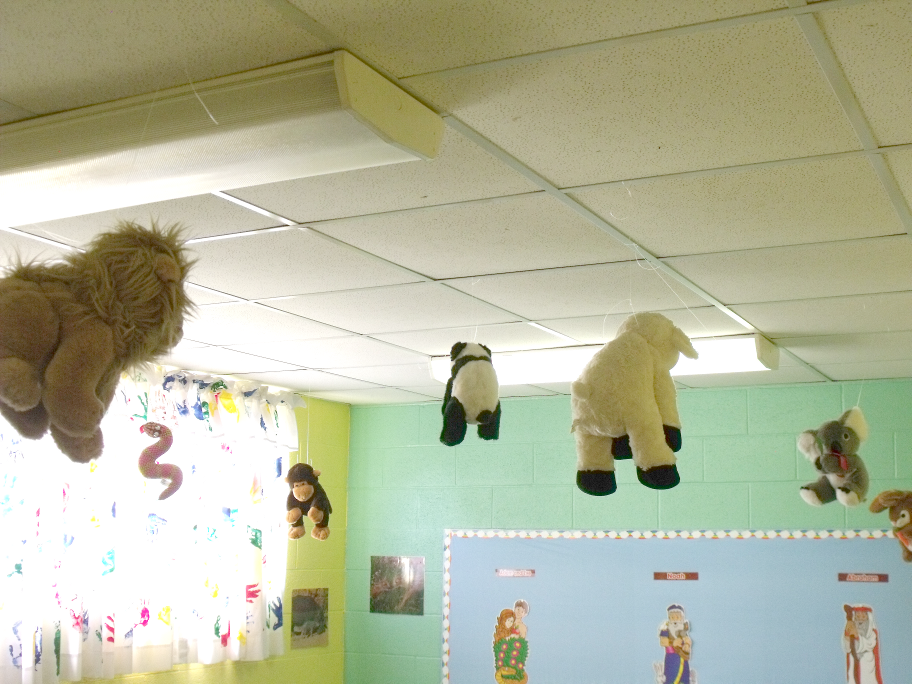 Free Bible School Materials: Back to the Beginning Decorations