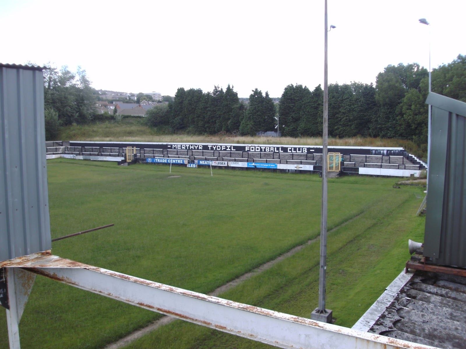 Extreme Football Tourism: WALES: Merthyr Town FC (1908-1934, 2011 ...