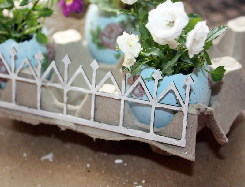 Imaginarium Designs: Flower pots from eggshells (tutorial) and a card ...