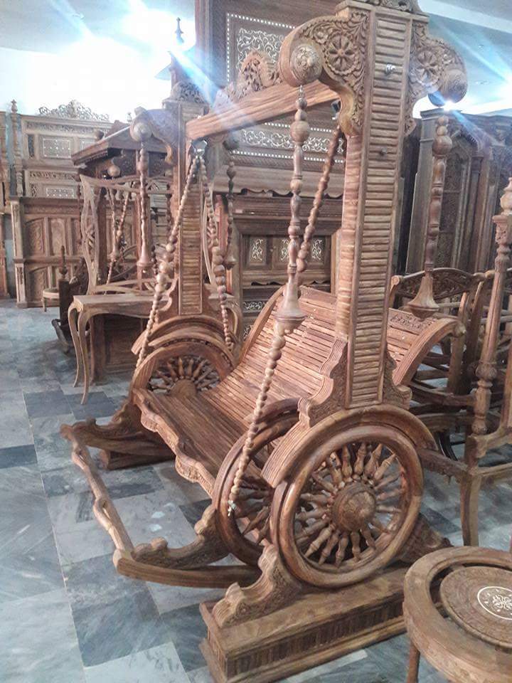 40 Beautiful Wooden Jhoola Designs | Wooden Jhula For Living Room ...