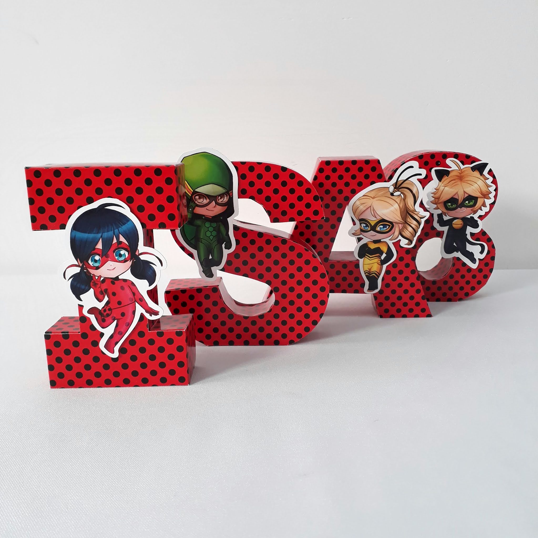 MinimandySign: Ladybug - Letras de papel en 3d
