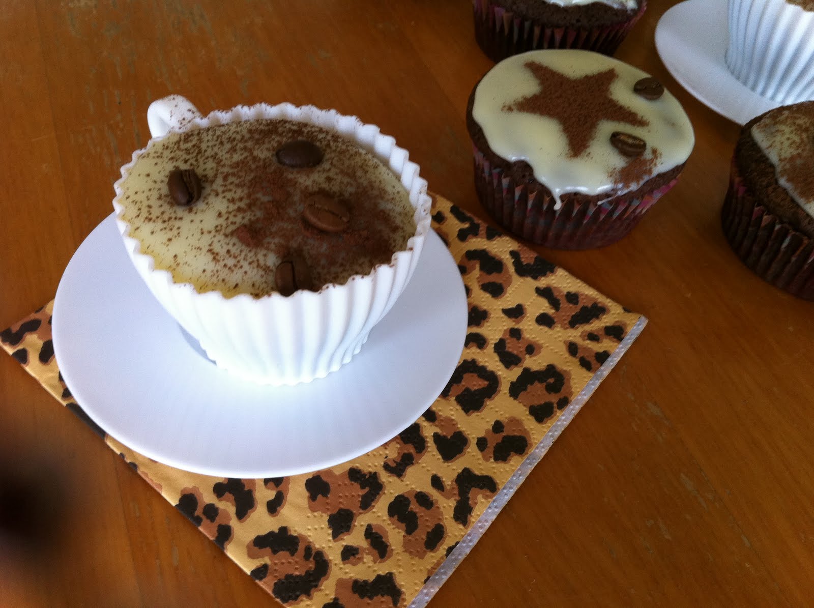 The Sweetest Truth...: Choca-mocha cupcakes, to awaken the senses...