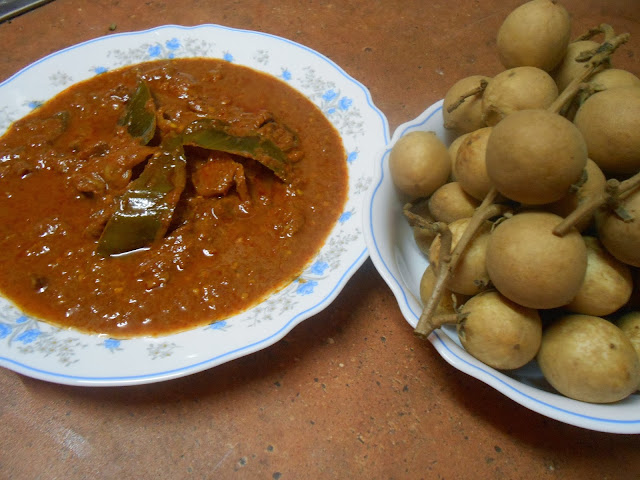 Ai Em Izah: MASAK " OMPOK " DAGING DENGAN KULIT RAMBAI. . . MABELES WEIII.