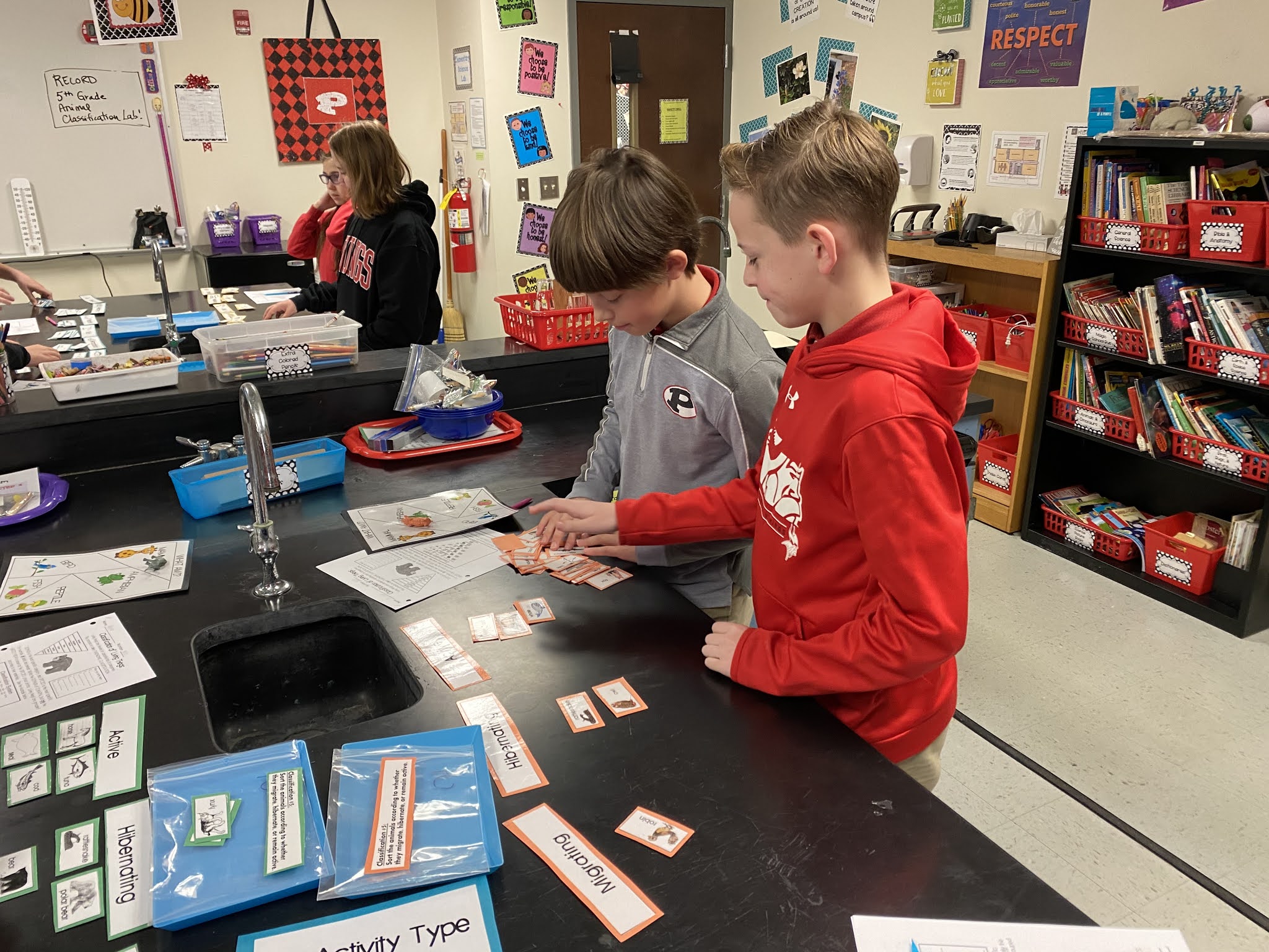 FPD Elementary Science Lab: 5th Grade: Animal Classification