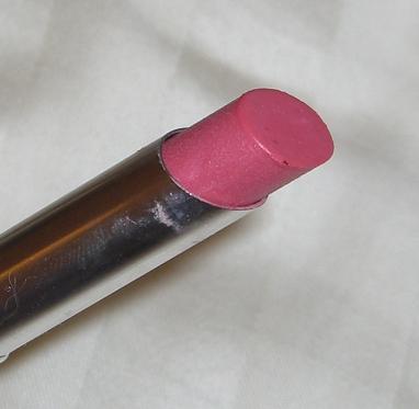 Blushed Wombat...: Laura Mercier Lip Kisses Pink Seashell Swatch/ review