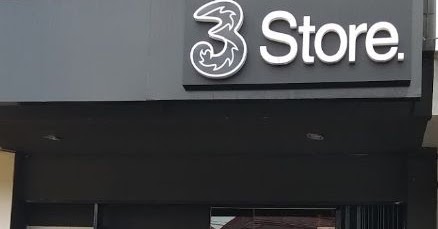 ( Tri ) 3Store di Semarang - Alamat & Tempat