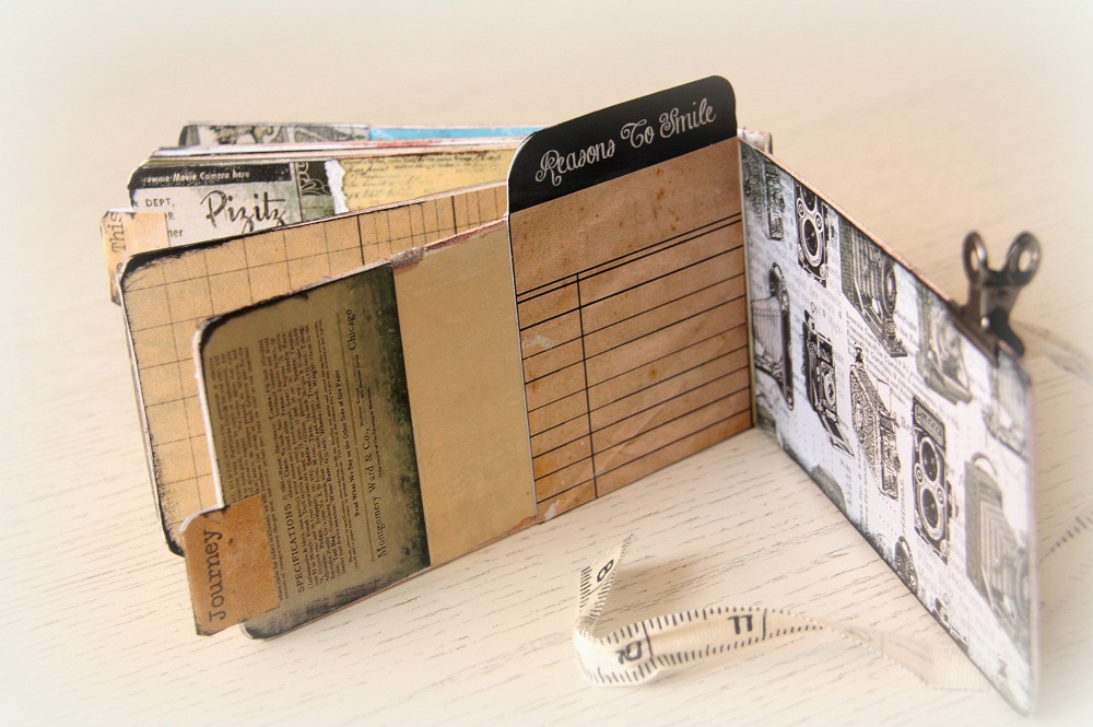 Marion Smith Designs: Fake Carved title tutorial by Ana Paula Leal