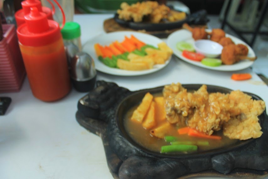 A big show of my life: Review Waroeng Steak and Shake Jakarta-Depok
