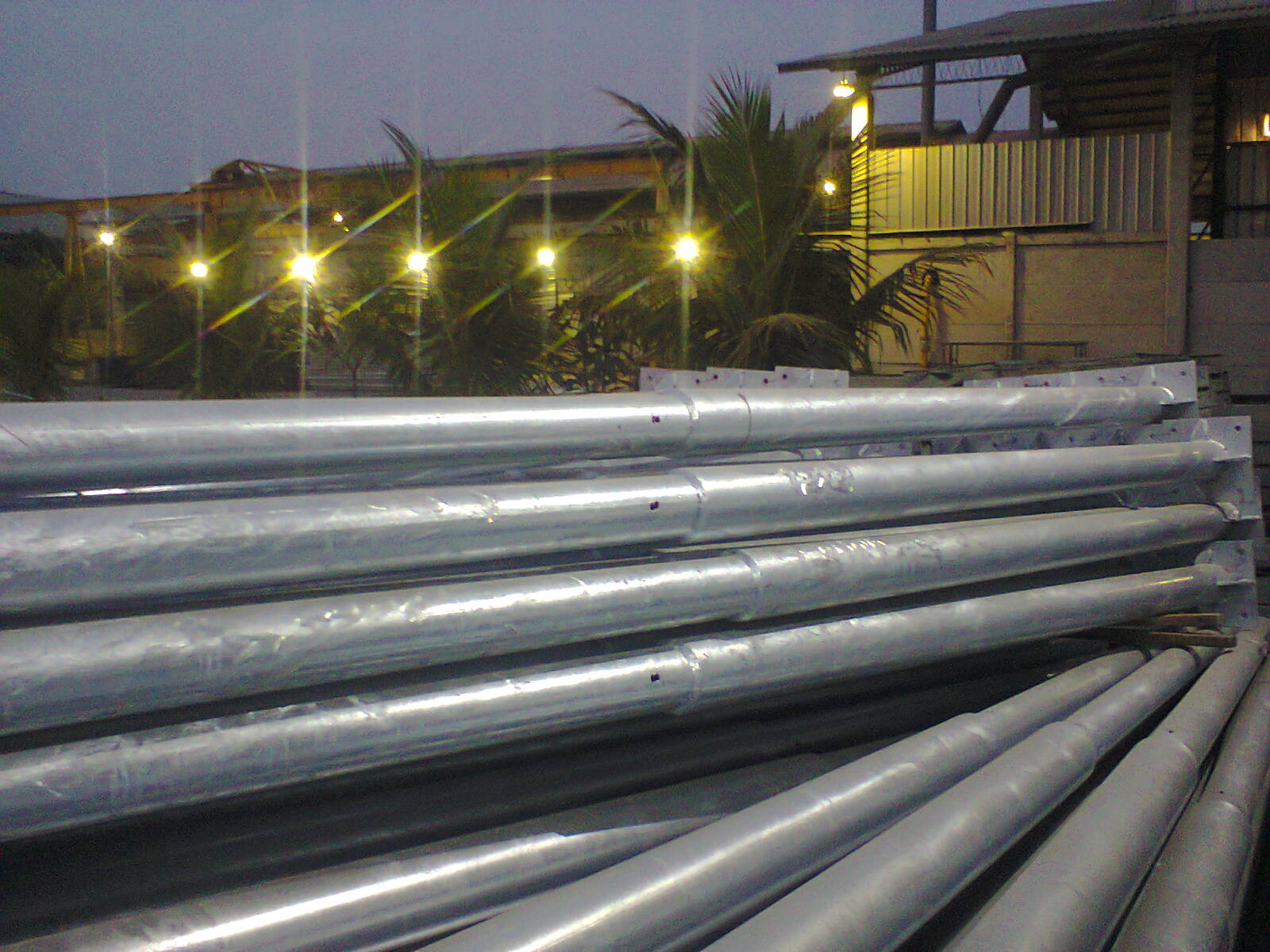 Pabrik Jual Tiang Lampu Sorot, tiang lampu lapangan Bola, Tiang High Mast, Tiang Lampu PJU ...