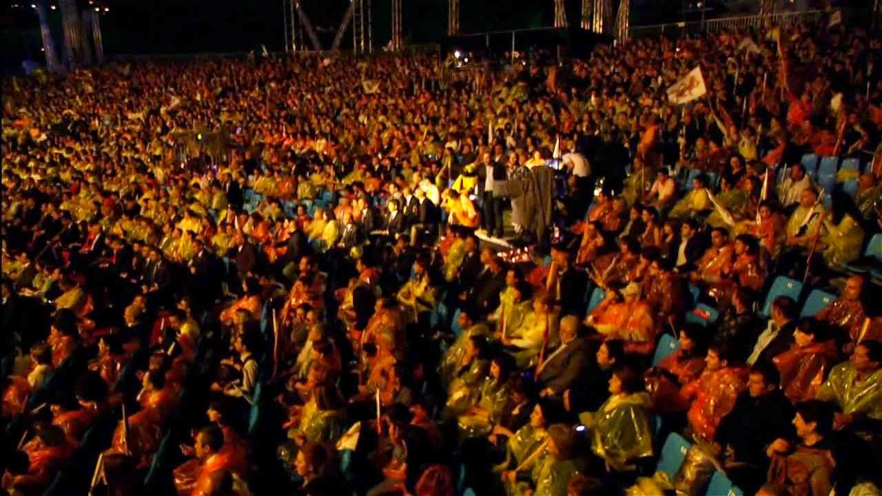 Angélica Italia: Somewhere Over The Rainbow - KOHAR with Stars of ...