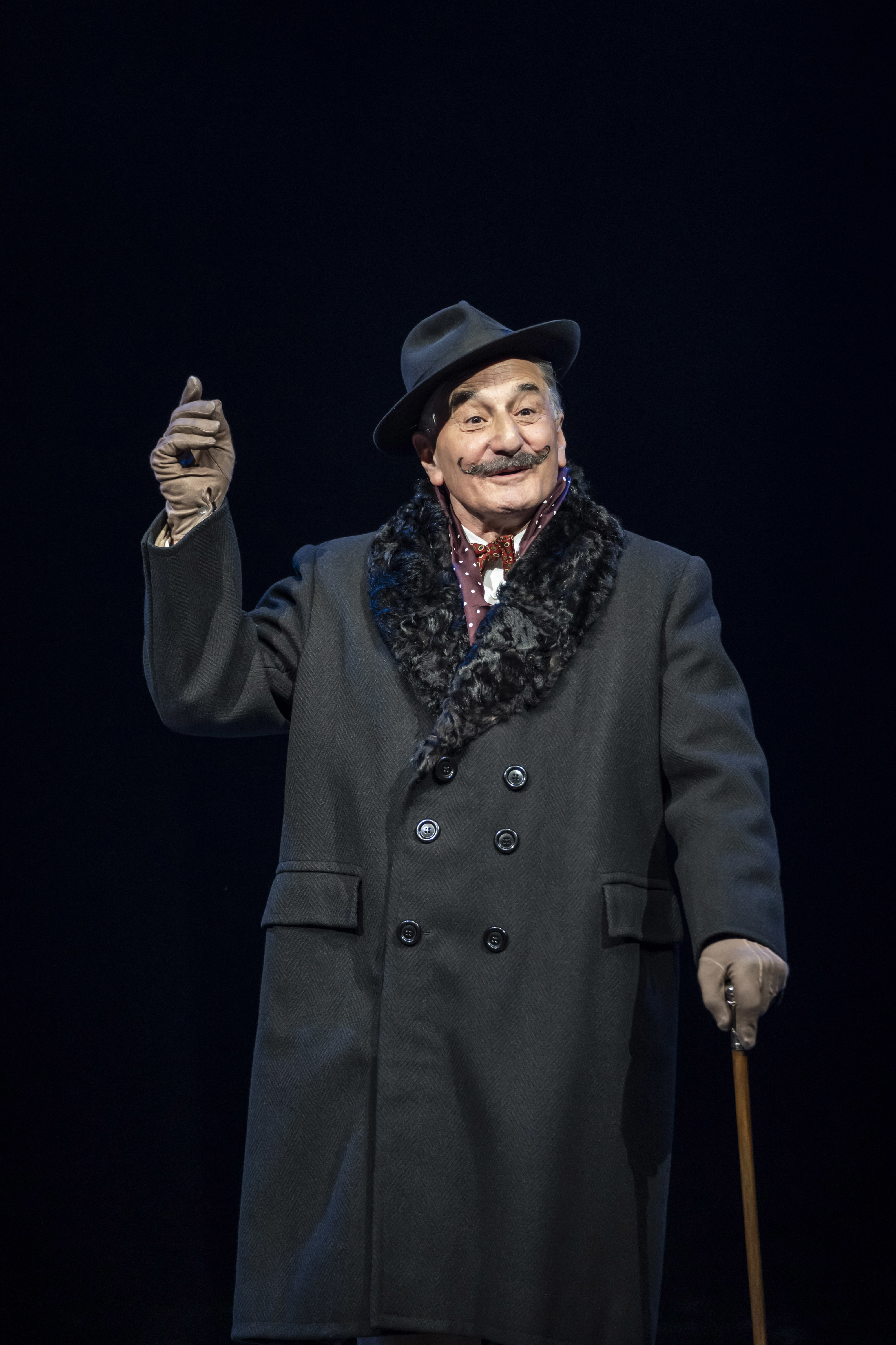 Jonathan Baz Reviews...: Henry Goodman talks about bringing Hercule ...