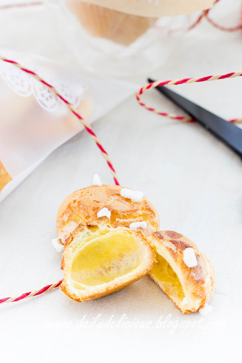 dailydelicious: Chouquette: Little choux pastry treats