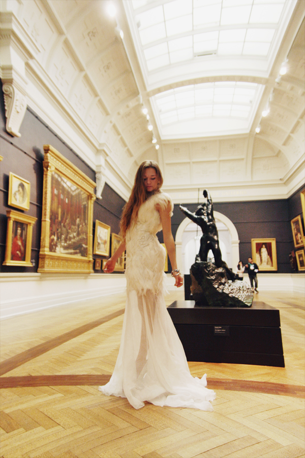 Colour Me Dang: Real life Art in the Art Gallery