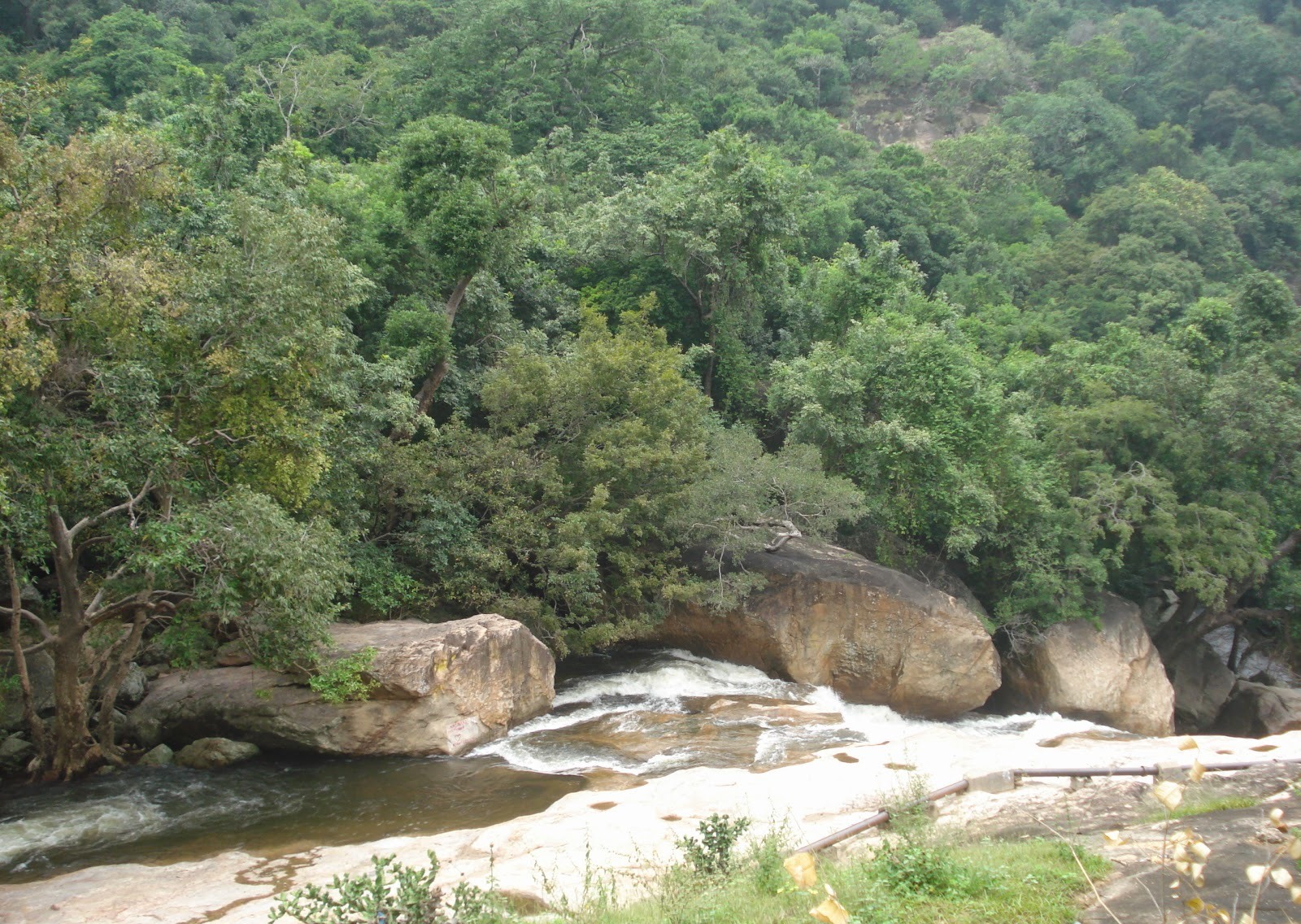 Tamilnadu Tourism: Thirumoorthy Falls (Panjalinga Falls), Thirumoorthy ...
