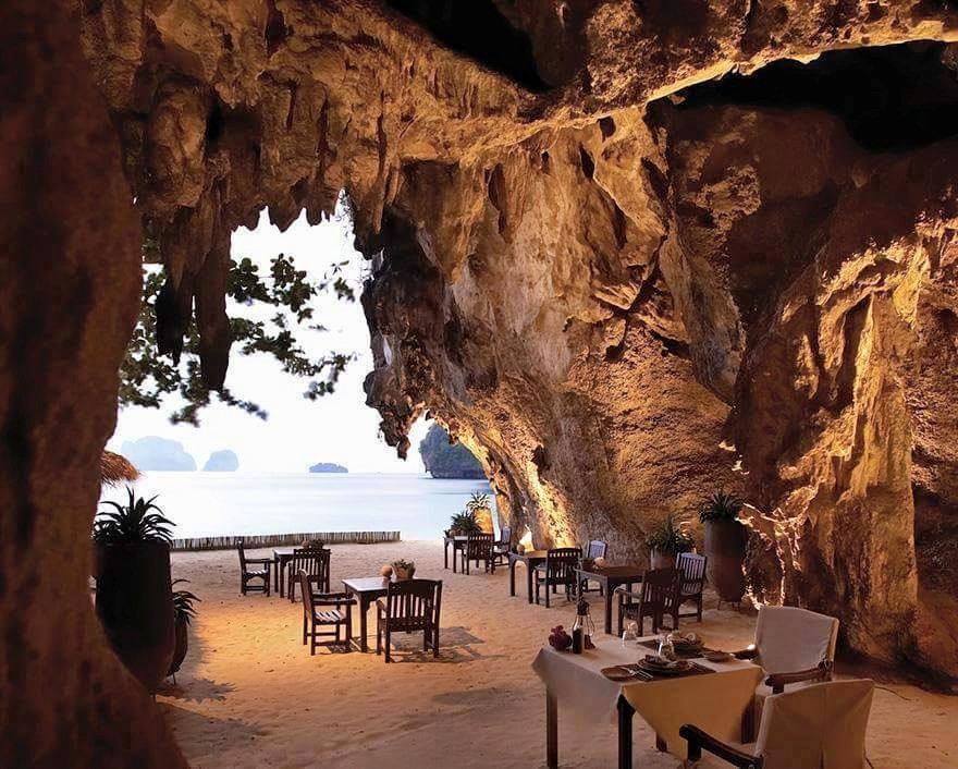 NURU THE LIGHT SO COOL A CAVE RESTAURANT IN ITALY nuru-the-light-so-cool-a-cave-restaurant-in-italy
