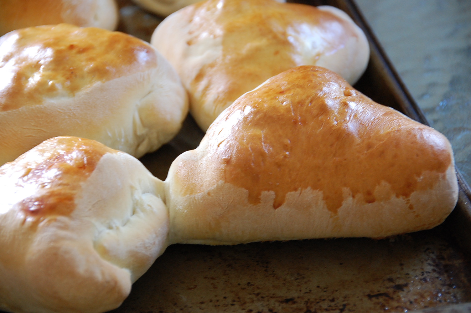 Sharm's Outlet: Fish Buns a Sri Lankan Breakfast...