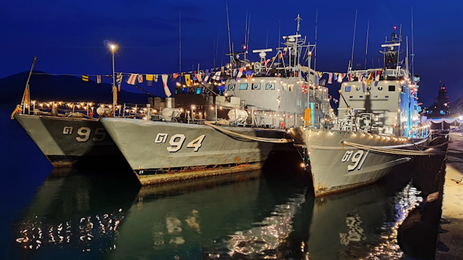 DEFENSE STUDIES: Three Tor 91 Patrol Boat Retired