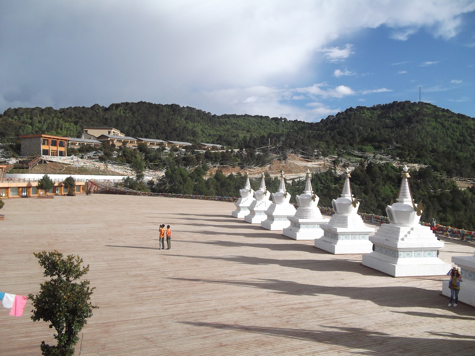 Marcheur de Planètes: Feila Si (3600m), une bouffée d'air Hymalayenne
