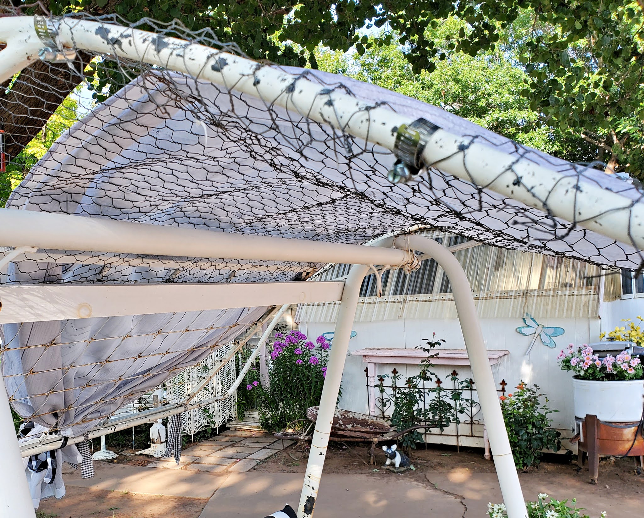 Penny's Vintage Home: Repurposed Swing Frame