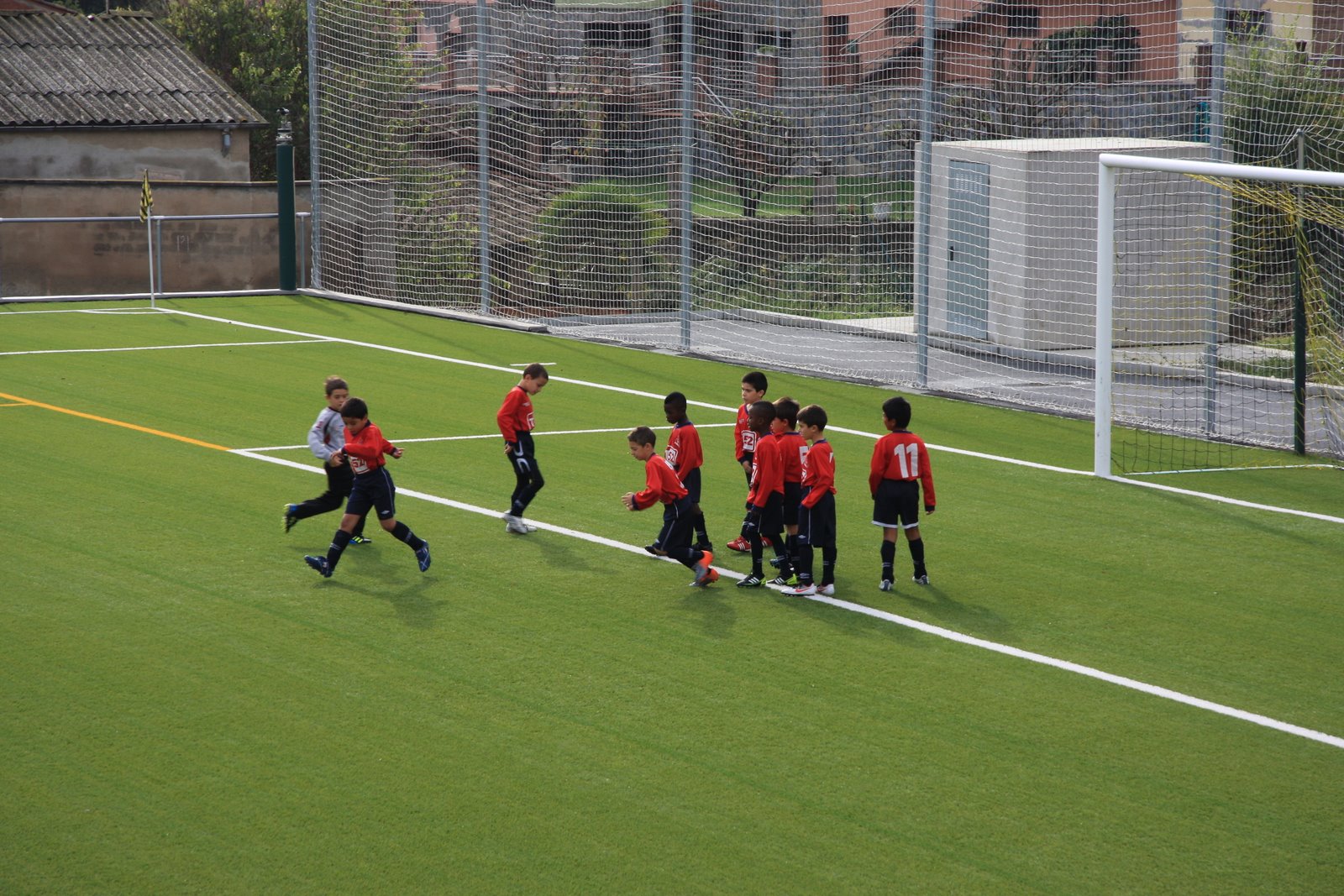 Blog del pre-benjamí groc de l'oar vic: FBVoltreganes Ajax - Oar (6-2)