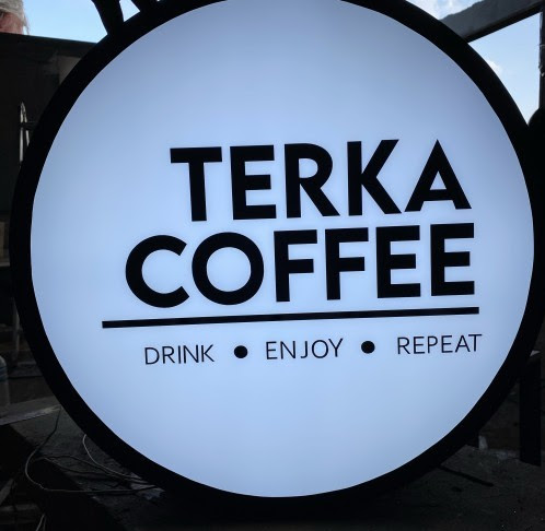 Harga Neon Box, Jenis, Kelebihan, dan proses Pembuatannya - Pengadaan4