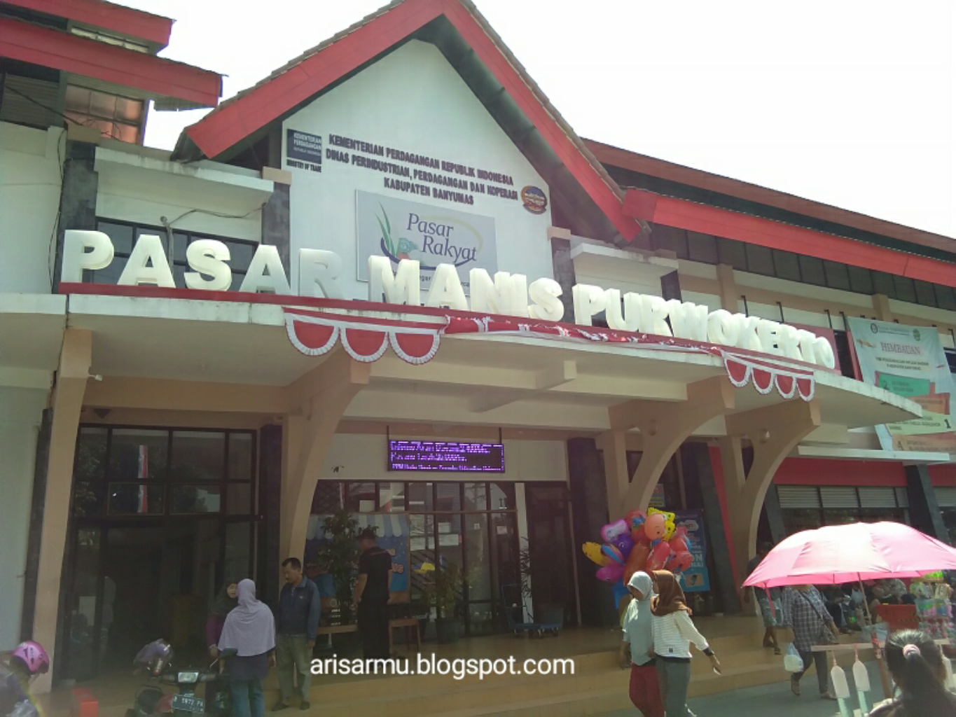 Jajanan Pasar (Traditional Snacks): Pasar Manis, Purwokerto