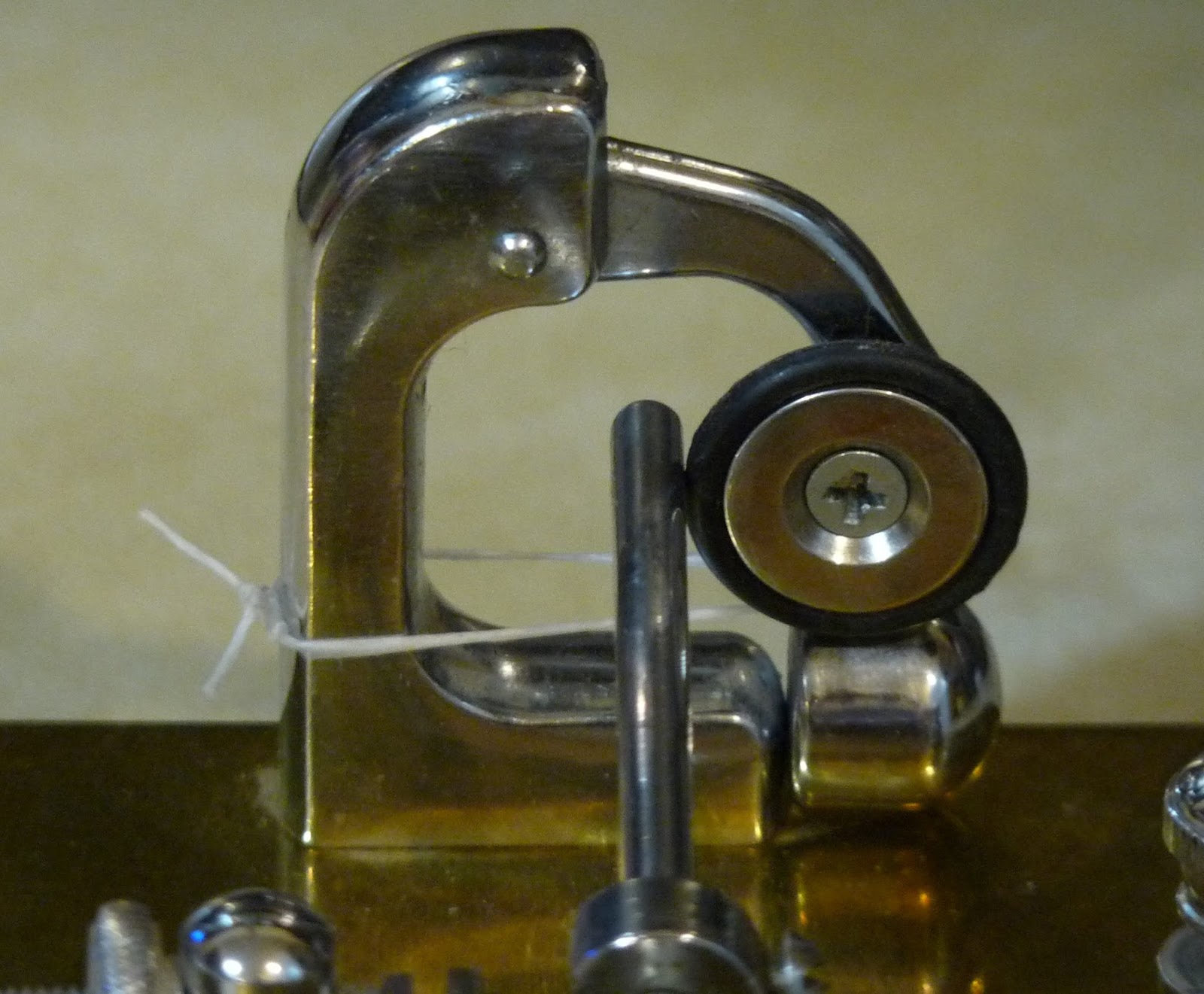 Vertical Placement of Vibroplex Style Speed Keys