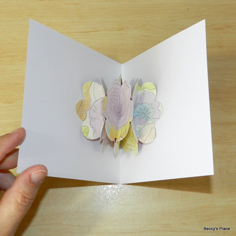 Beccy's Place: Tutorial - Pop-Up Flower Card