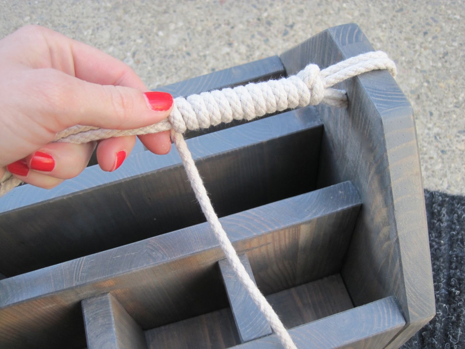 The Project Lady - Build your own! Wood Art Organizer with Rope Handle