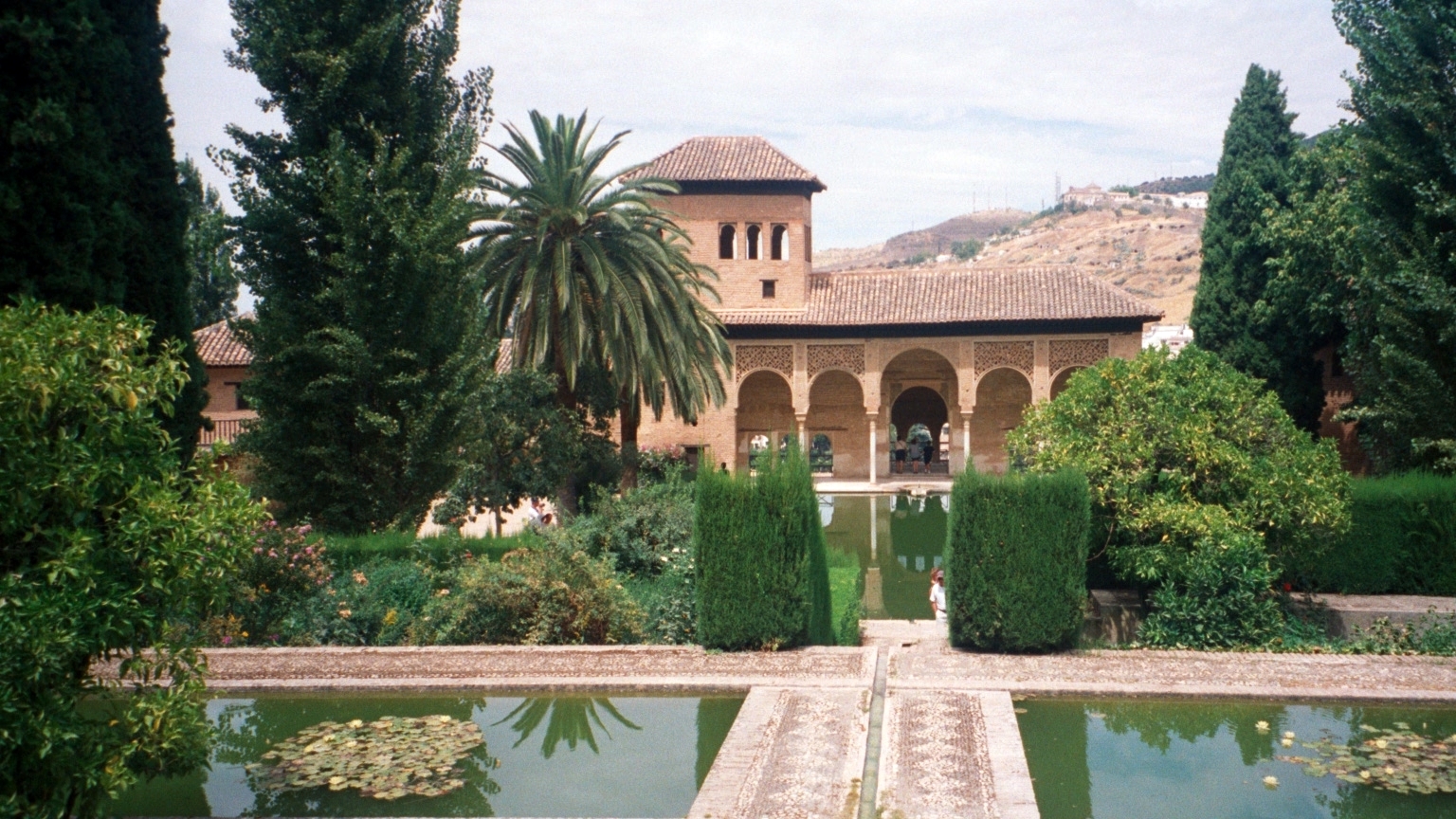 SPANISH IMPRESSIONS: Alhambra