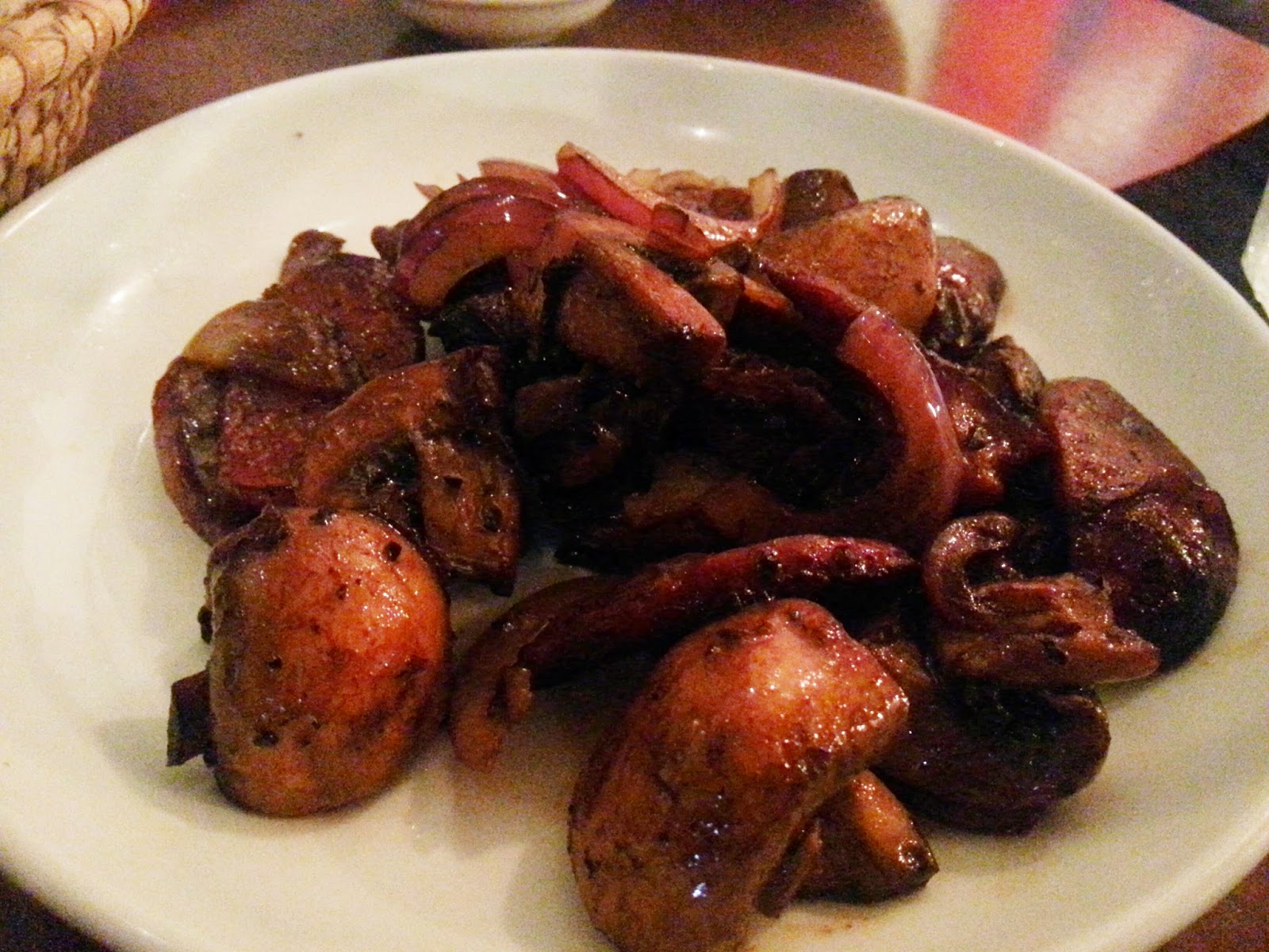 To See To Feel To Eat: Plonk, Serangoon Gardens