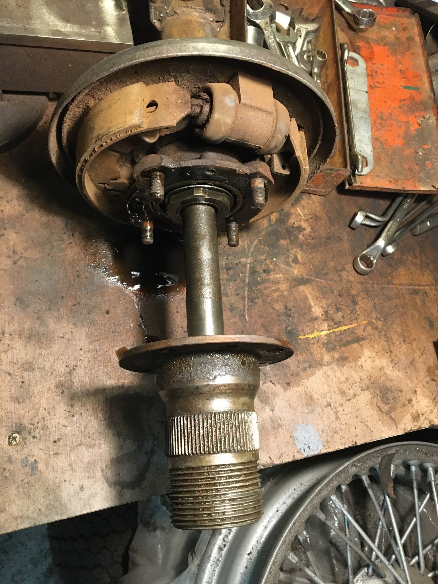 MG Midget 1965 MKII Restoration Project: Rear Brakes and Axle