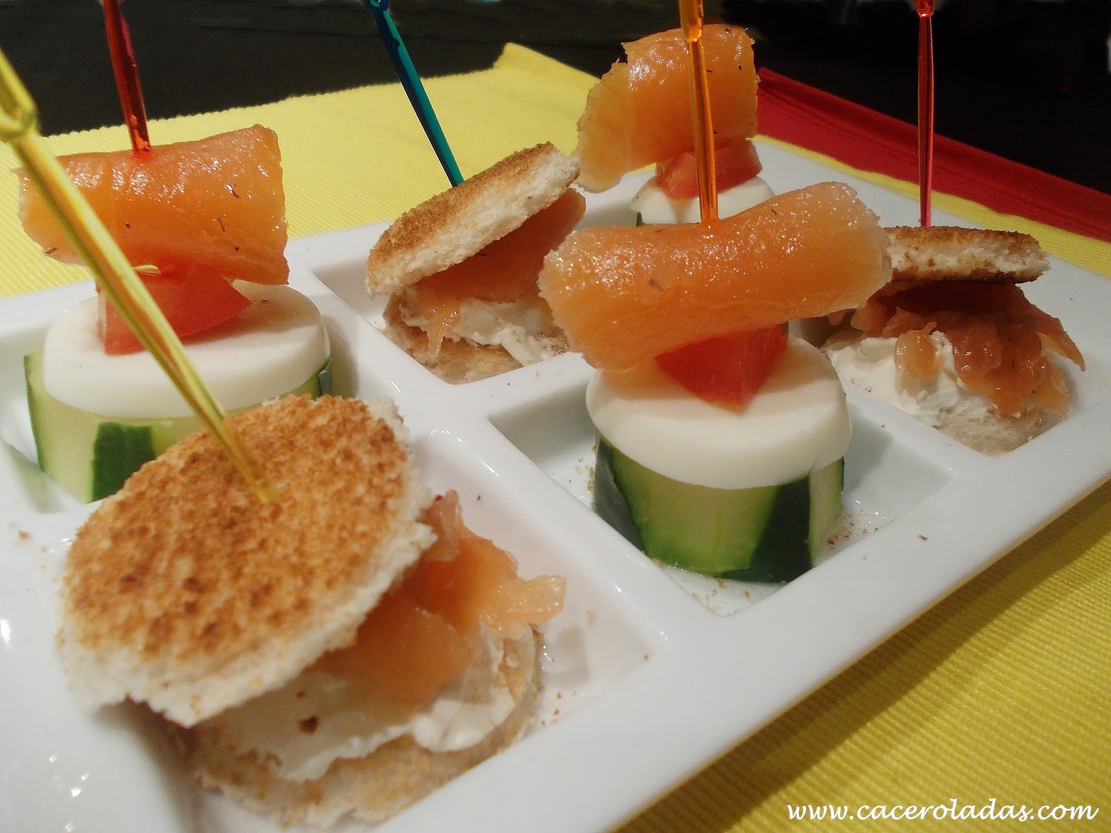 Pinchos de pepino y salmón | Caceroladas