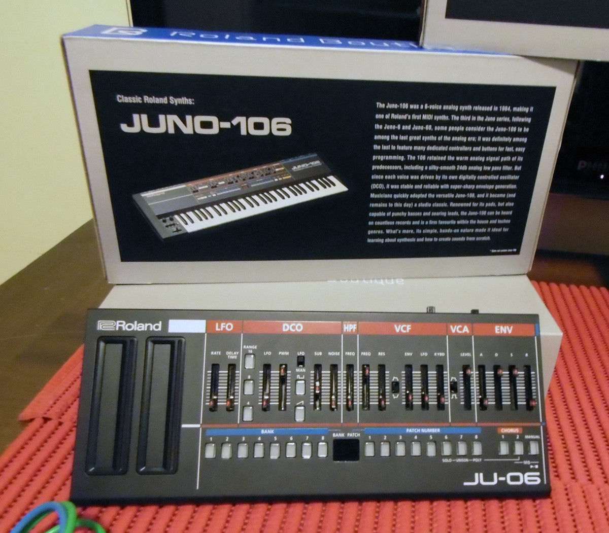 MATRIXSYNTH: ROLAND JU-06 Boutique