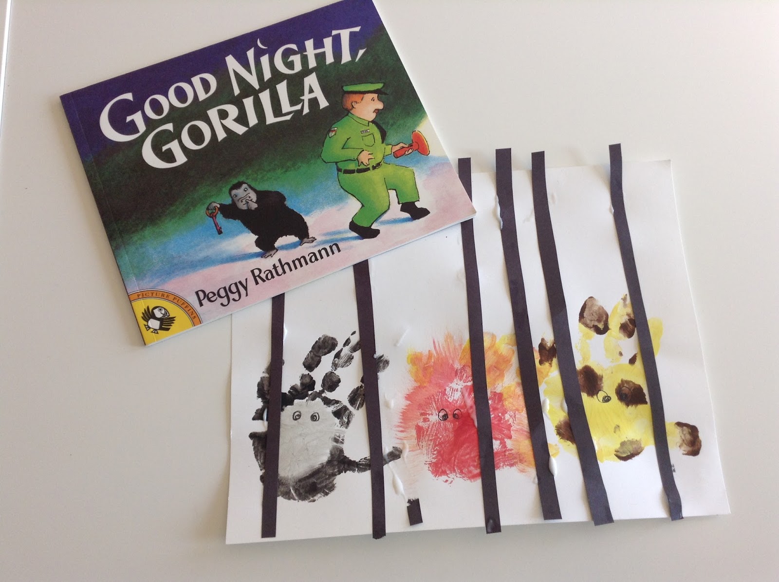 TeacherMomPlus3: Tot-School Good Night Gorilla Craft