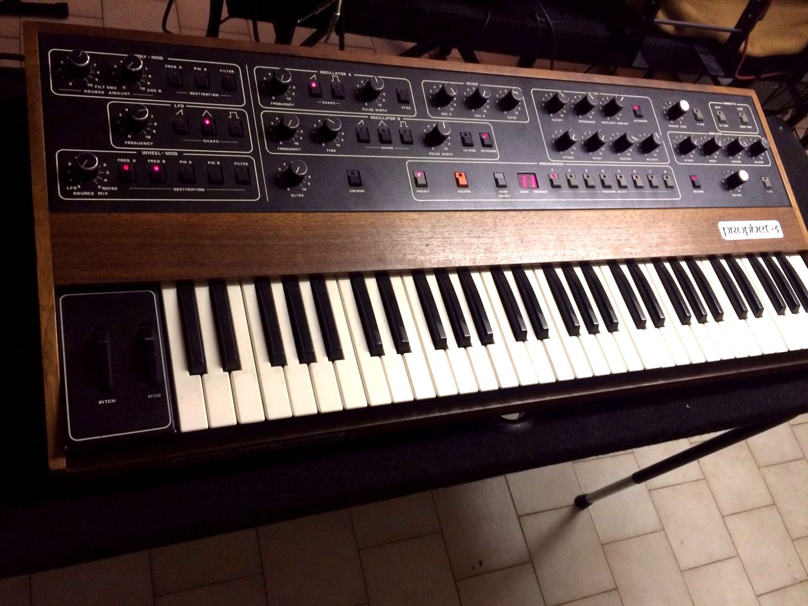 MATRIXSYNTH: Sequential Circuits Prophet 5 Rev 3.3 MIDI SN 4506