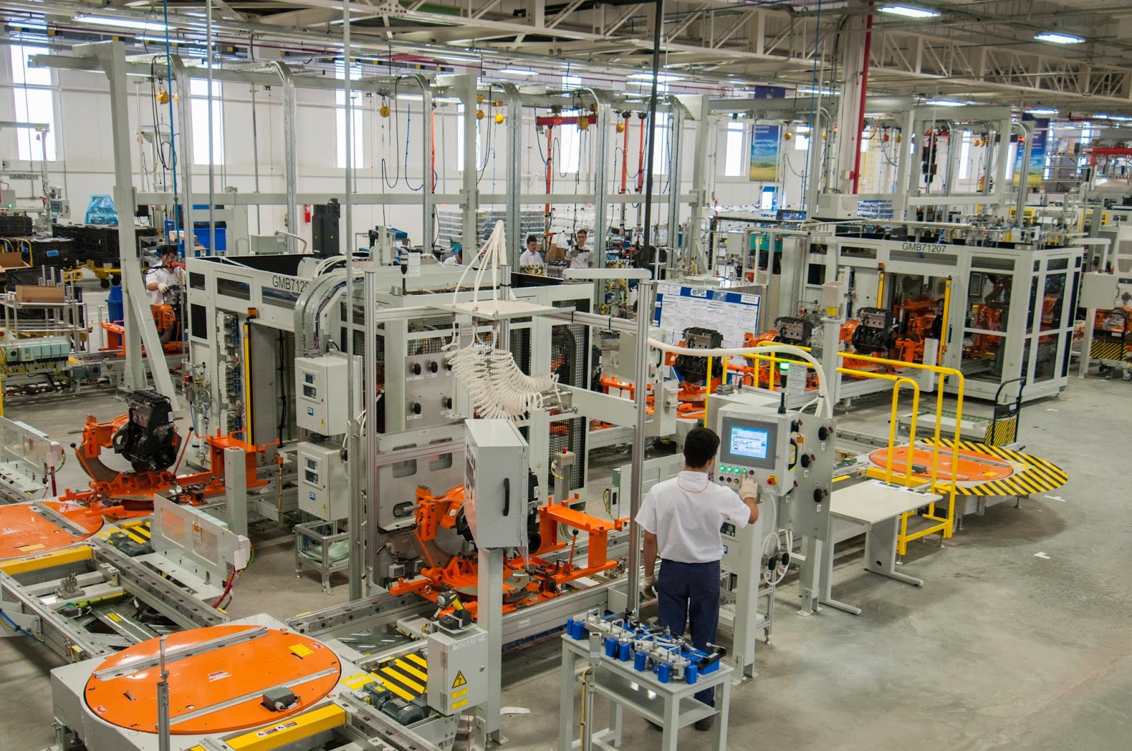 BLOG DO JORNALISTA ARNALDO MOREIRA: FÁBRICA DA GM, EM SANTA CATARINA ...