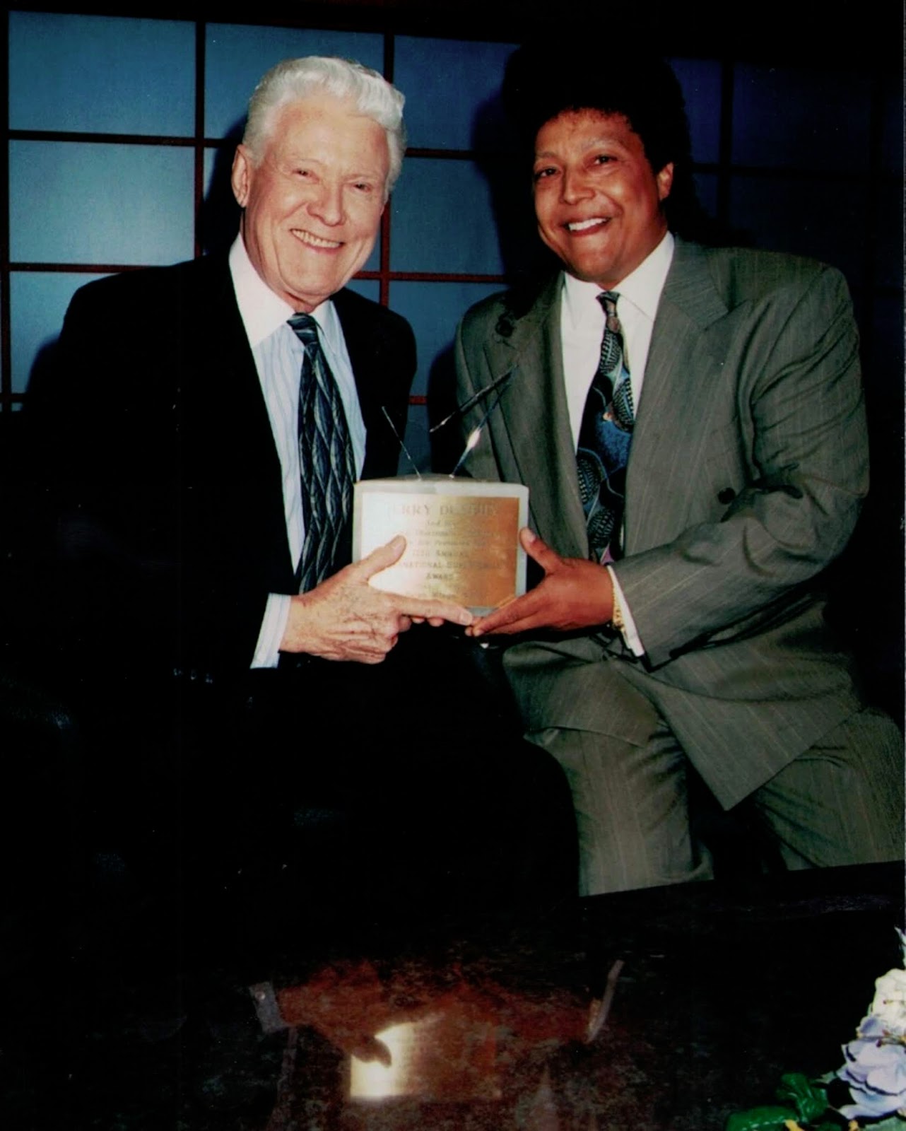 The Grinni Awards: Dentistry’s Premiere Celebrity Smile Awards!...