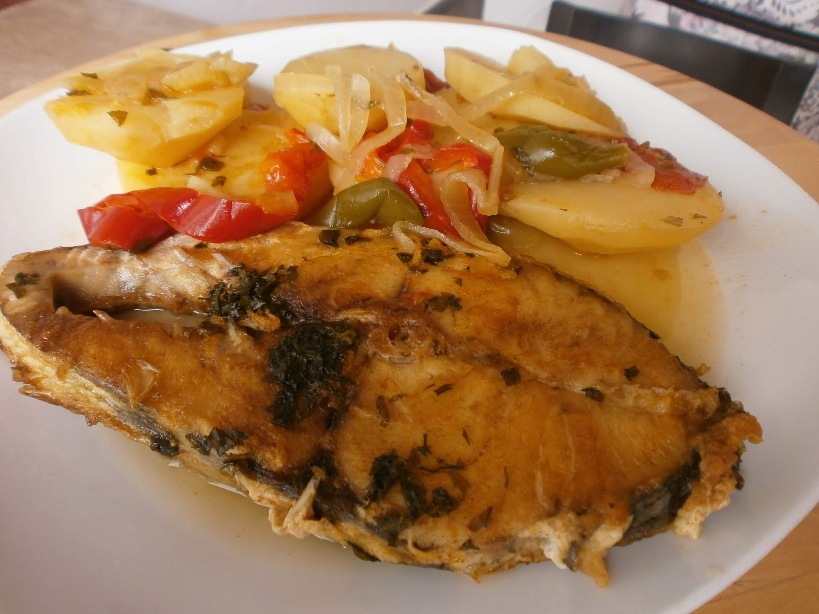 Luzmary y sus recetas caseras: GUISO MARINERO CON COJINOVA ( TRADICIONAL )