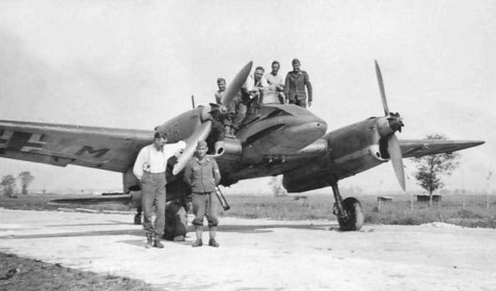 AVIÕES MILITARES: Henschel Hs 129