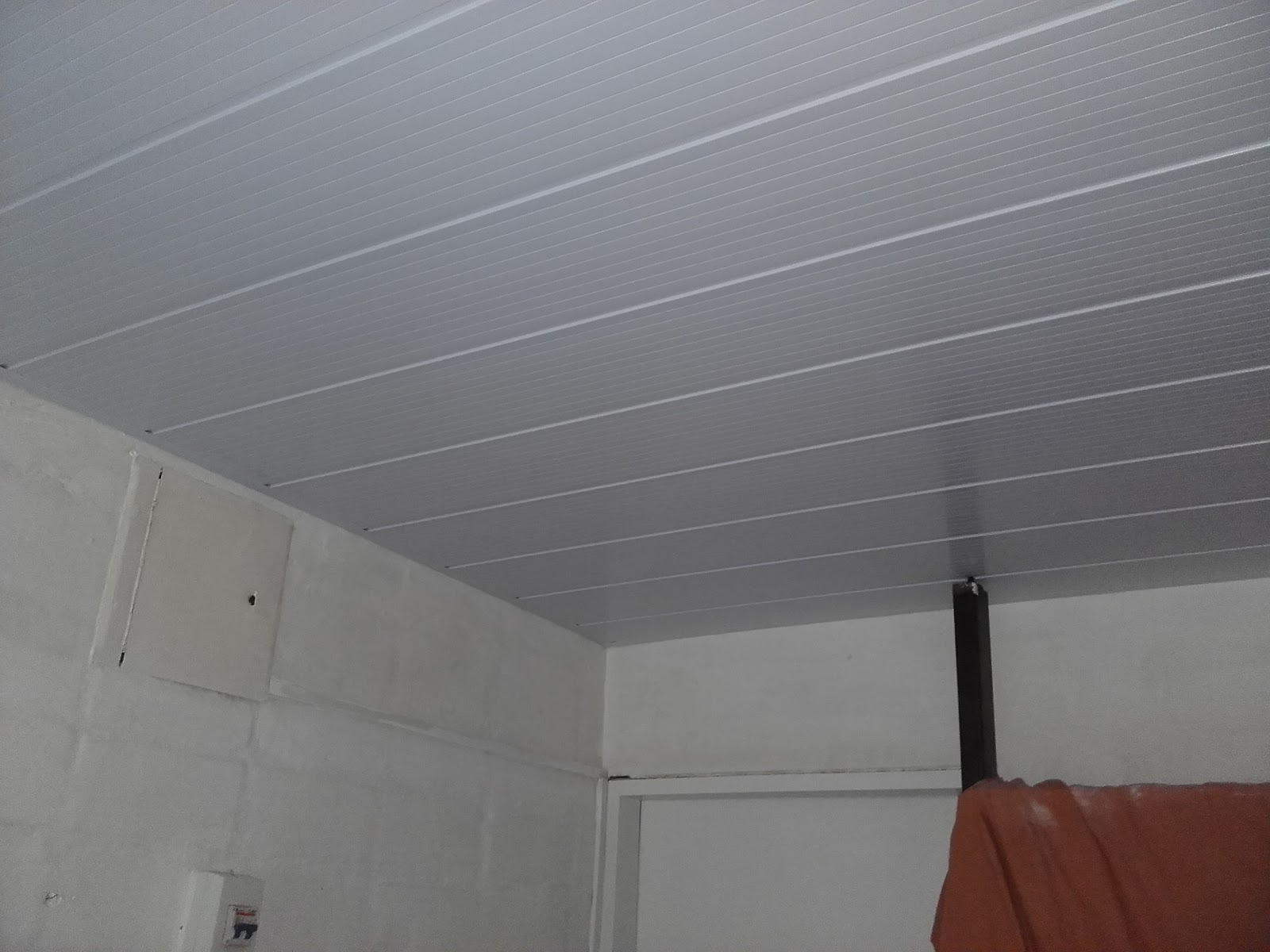 Cielorrasos en PVC - Uruguay: Nuevo diseño de tabla de PVC blanco para ...