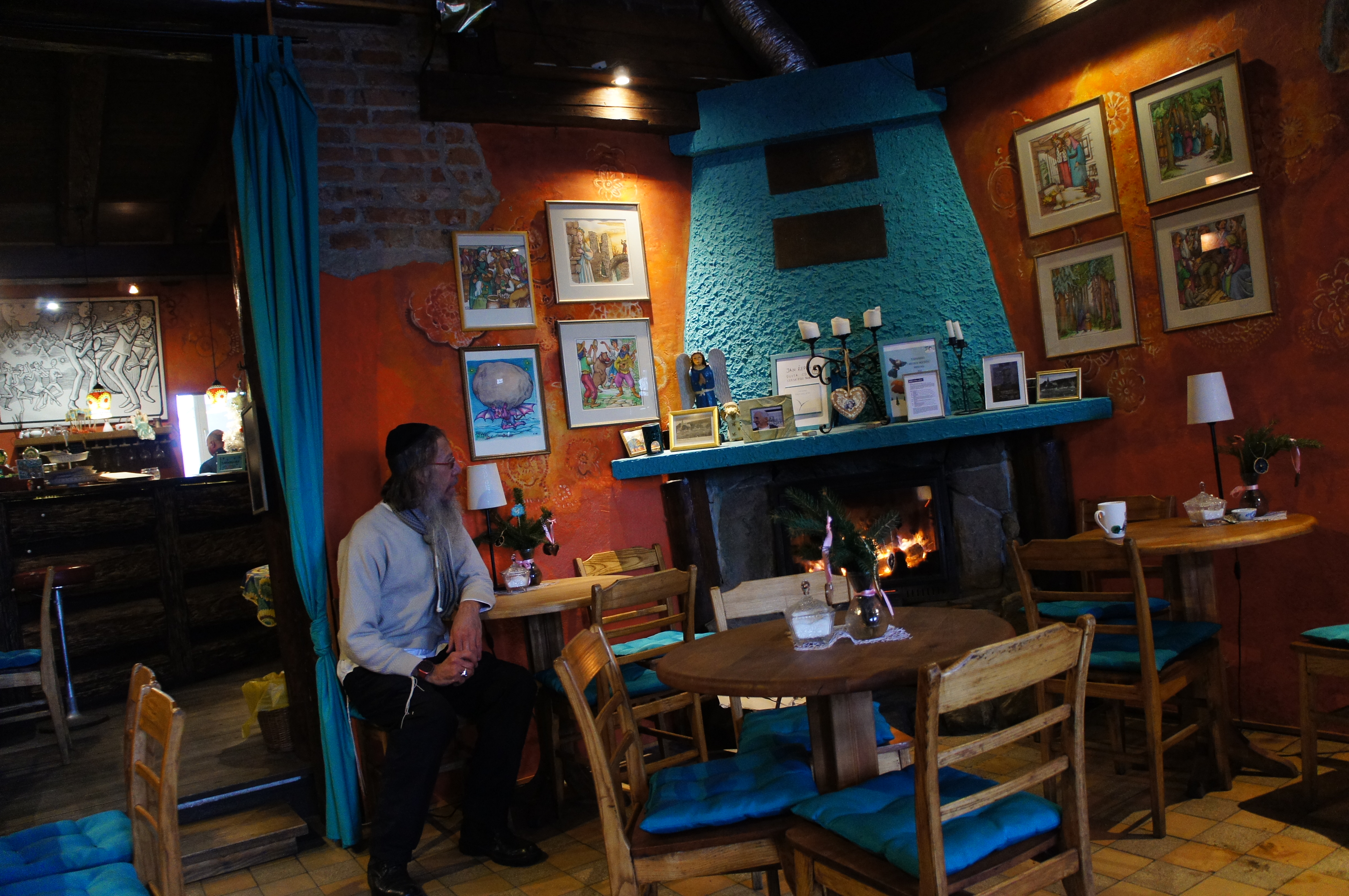 JACOB JR, MY JEWISH WORLD. CAFÉ PENSJONAT. LANCKORONA - POLAND.