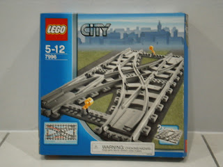 Toy A Day: #491a of Year 2 Lego 7996 City Train Rail Crossing