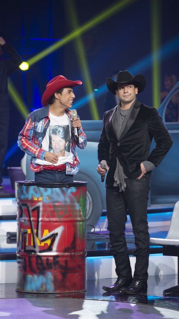 Pensamientos Viajeros: El bañao inicio del comediante Bicolor