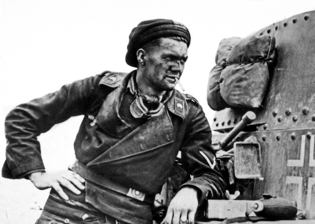 Panzermänner: Panzer Crewman of 7. Panzer-Division in 1940