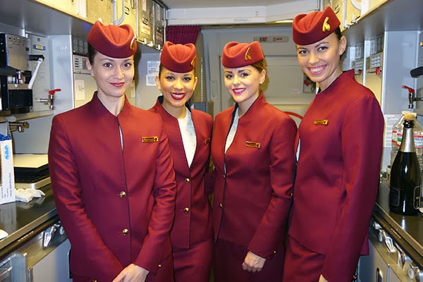 TRAVEL GOSSIP : AZAFATAS DE ORIENTE MEDIO +++ MIDDLE EAST CREW UNIFORMS