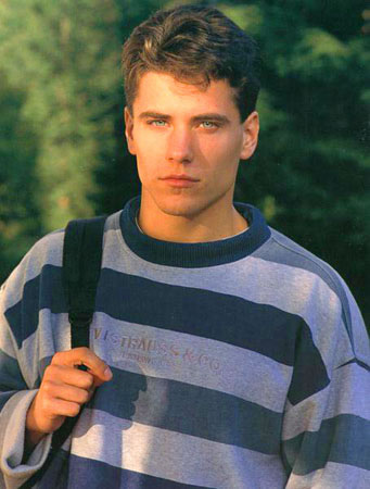 TRANQUILO, ZOWI: Los 40 QMLPD 5: Lukas Ridgeston