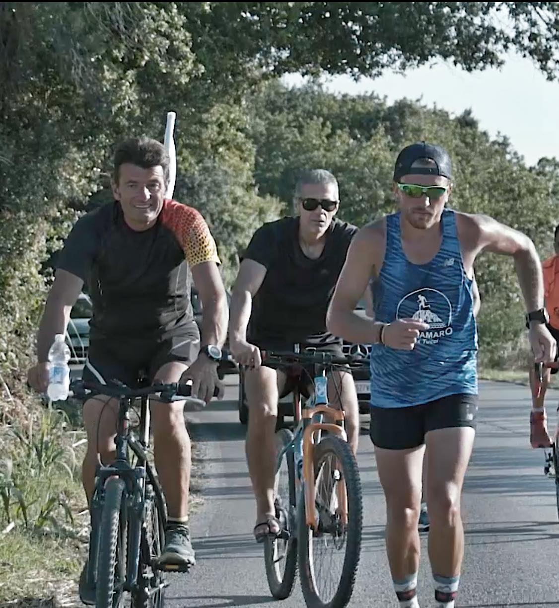 Il Sentiero Alternativo: Alex Tucci di corsa Sul Cammino di San Tommaso ...